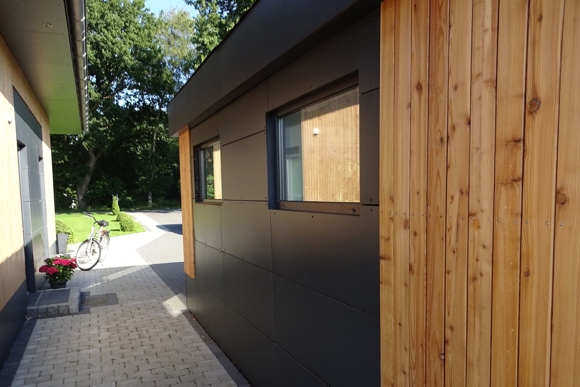 HPL Bau- und Fassadenplatte 6 mm anthrazit | 2512963